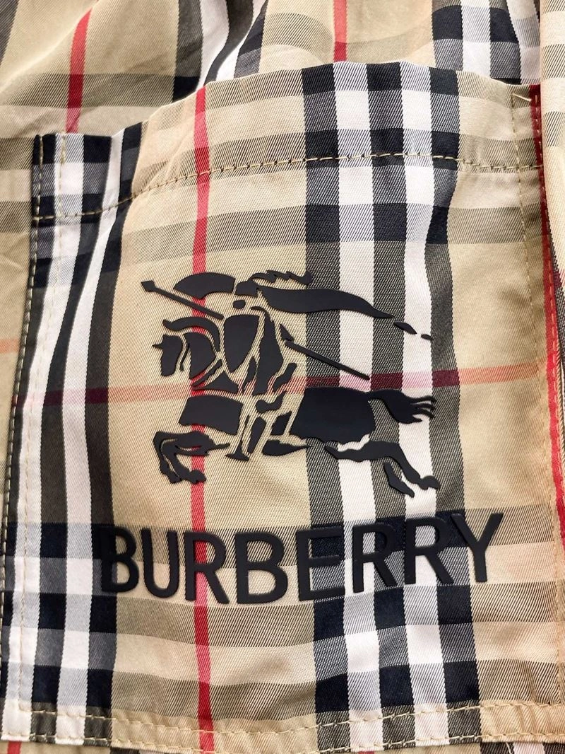 Accurate model Burberry Short Pants