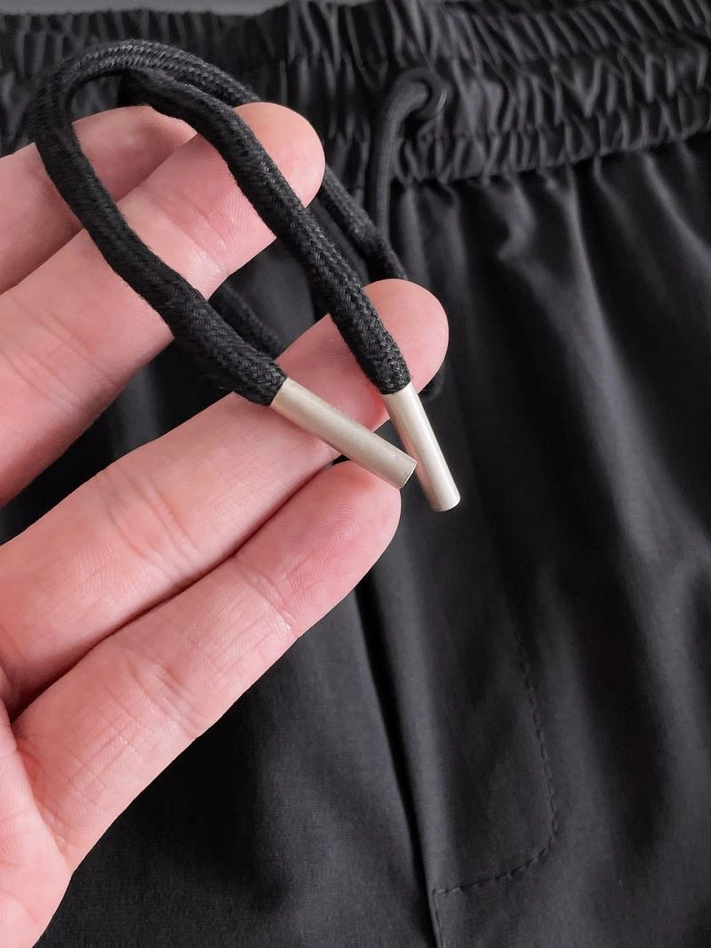 Indistinguishable Burberry Short Pants