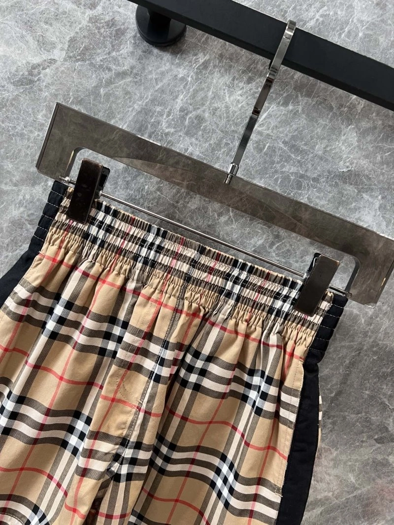 Factory-made Burberry Short Pants