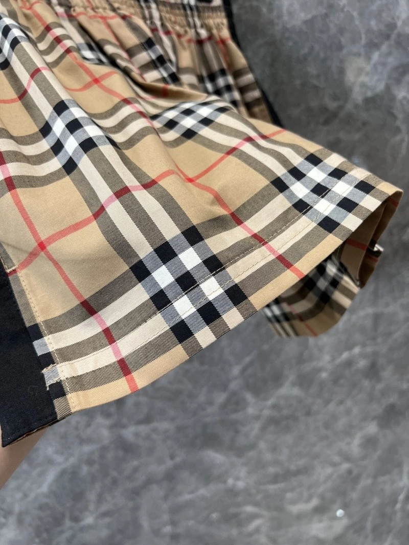 Factory-made Burberry Short Pants