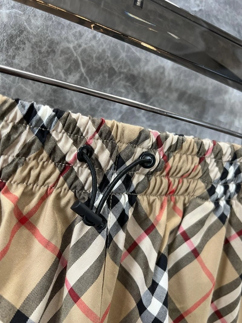 Brand-original Burberry Short Pants