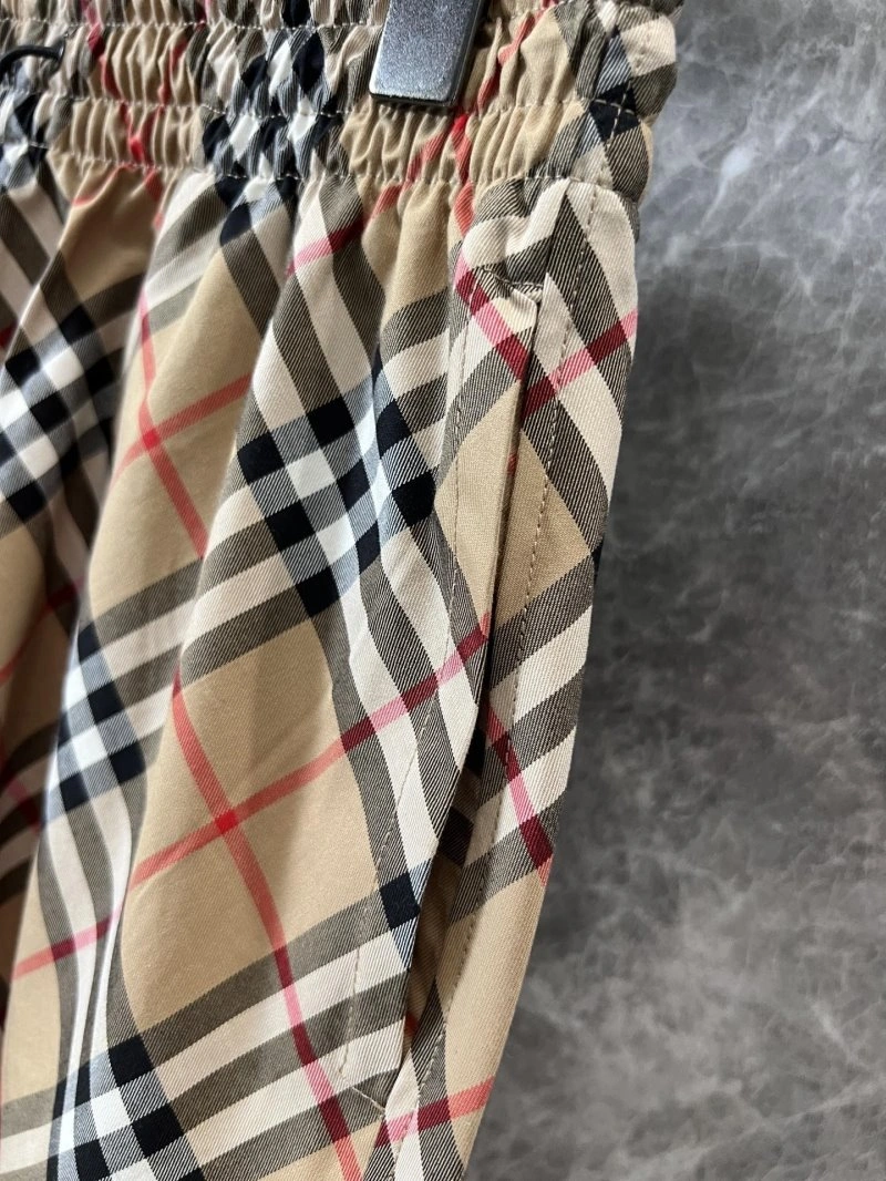 Brand-original Burberry Short Pants