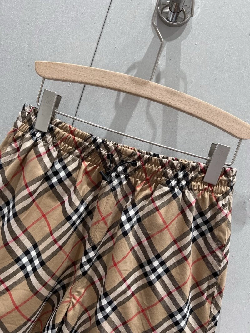 Precise copy Burberry Short Pants