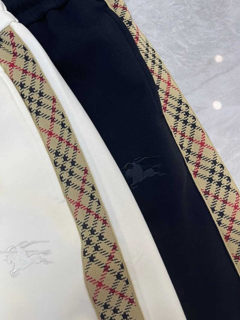 Value-priced Burberry Short Pants