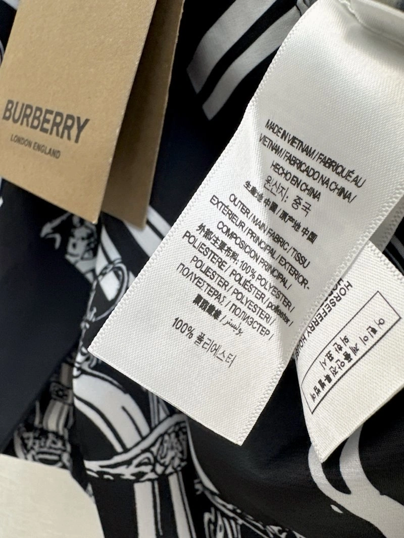 Factory-made Burberry Short Pants