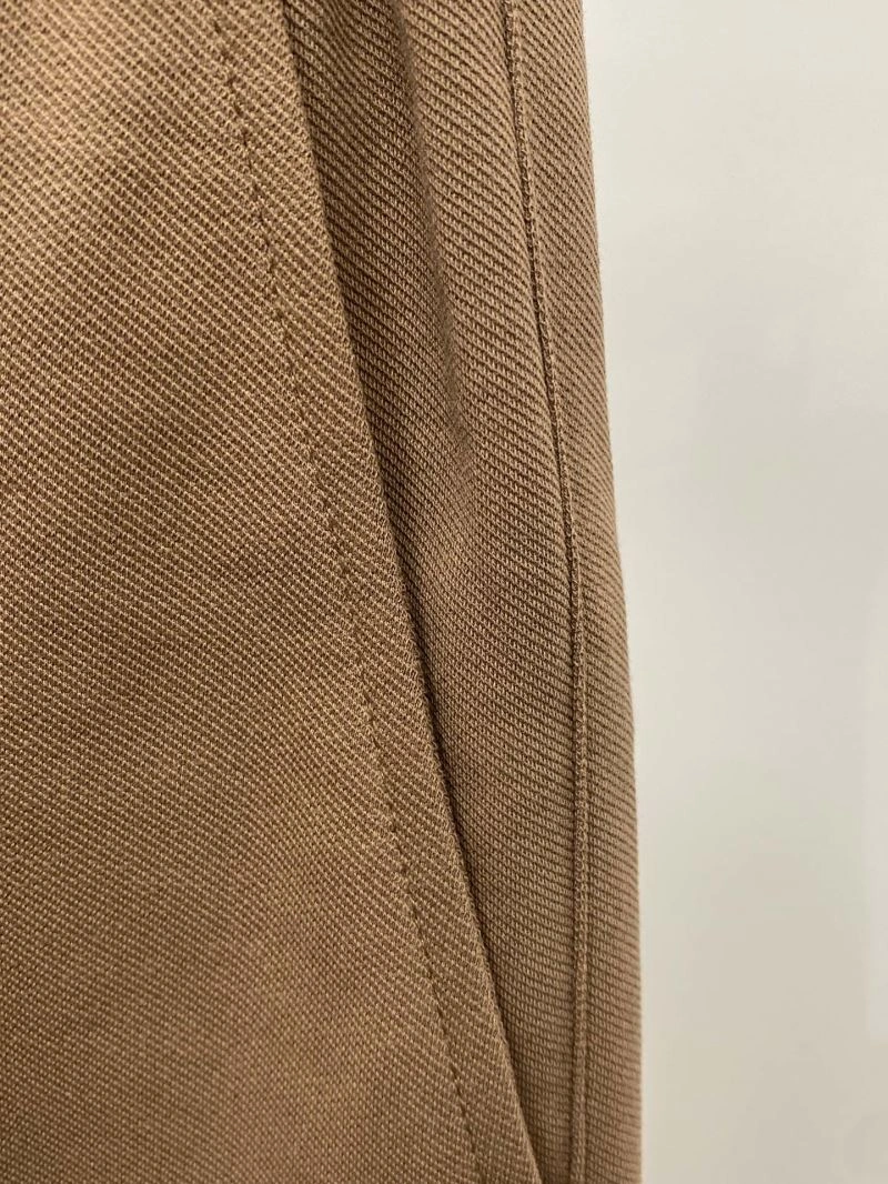 Value-priced Burberry Short Pants