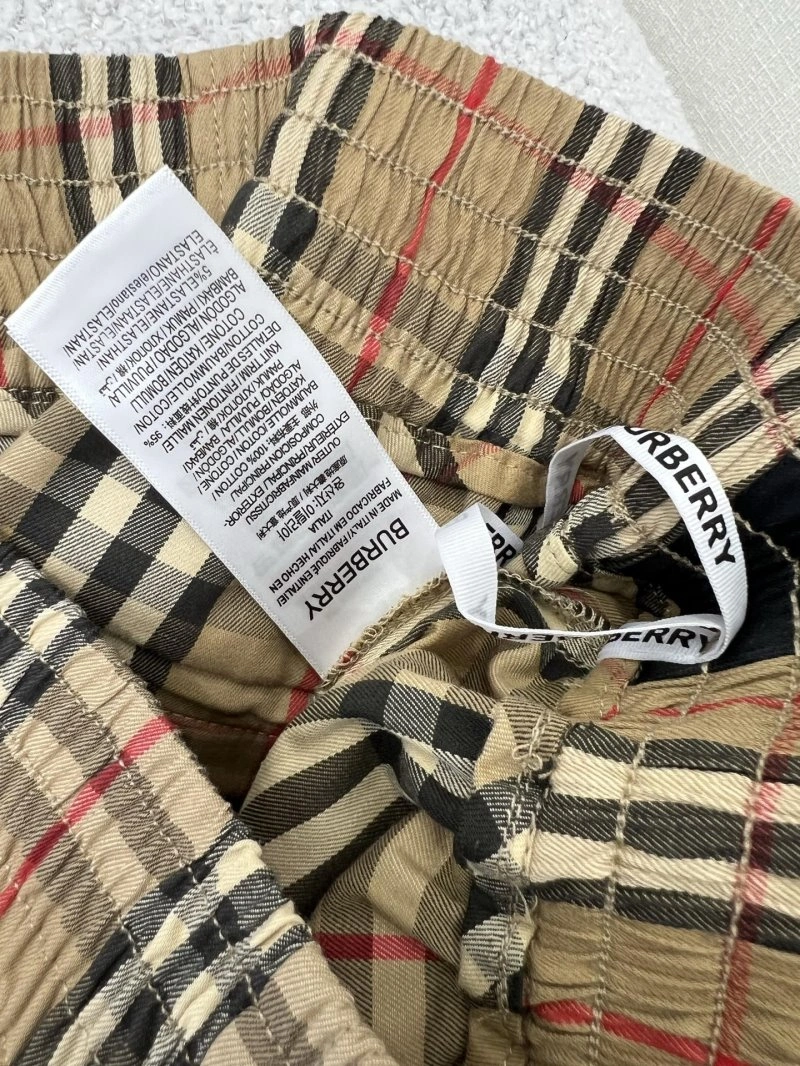 Exact replica Burberry Short Pants