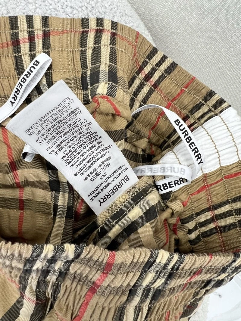 Brand-original Burberry Short Pants