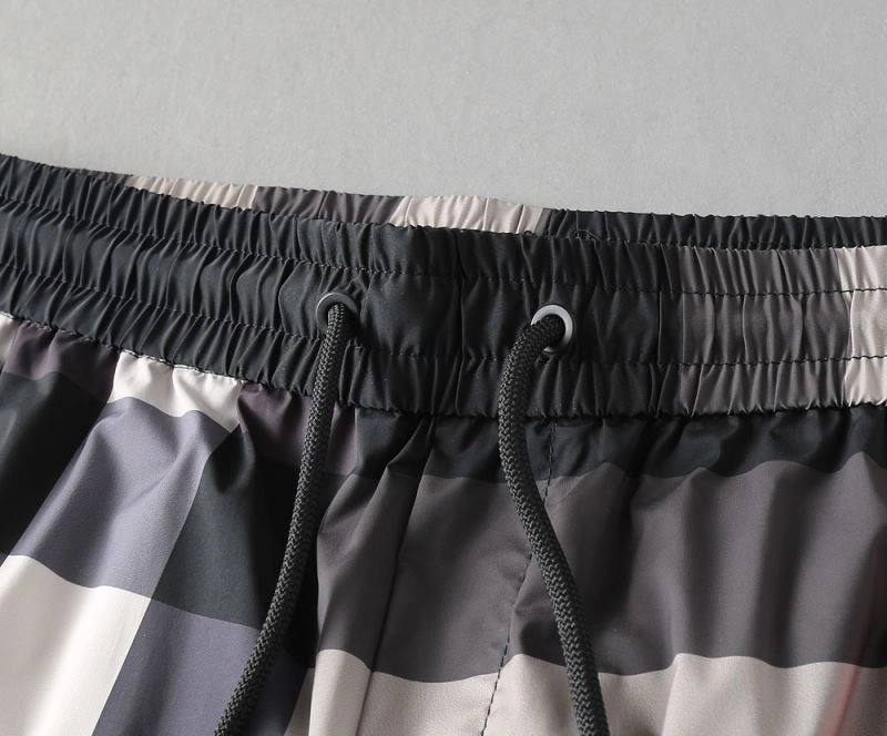 Accurate model Burberry Short Pants