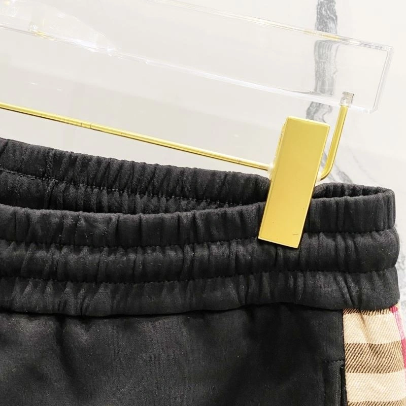 Bargain Burberry Short Pants