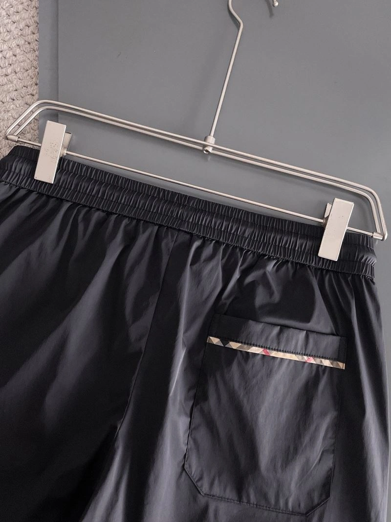 Accurate model Burberry Short Pants