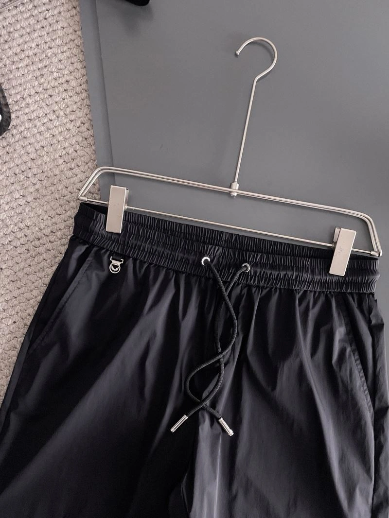 Accurate model Burberry Short Pants