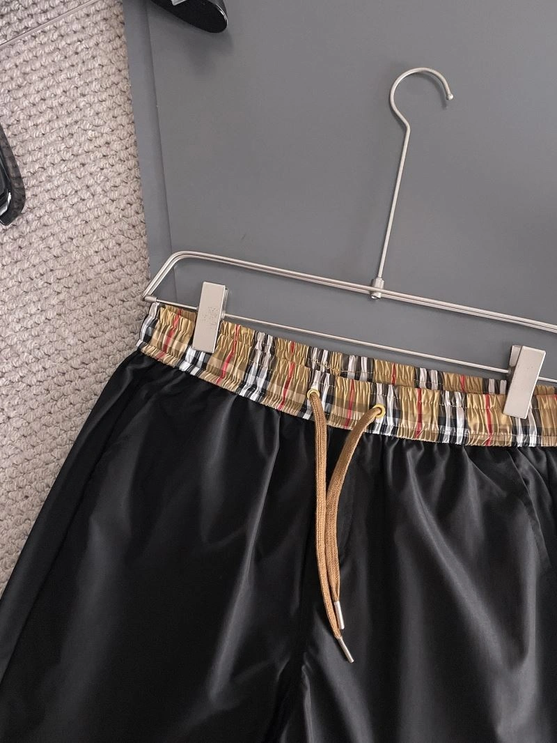 Accurate model Burberry Short Pants