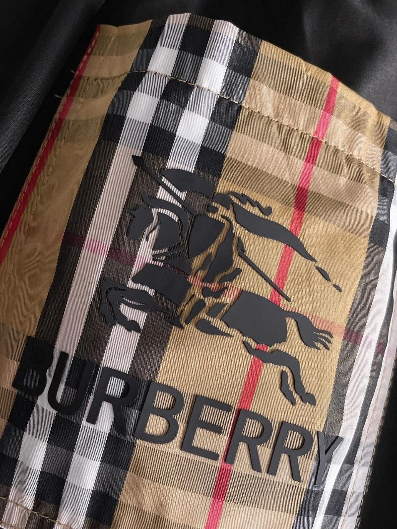 Accurate model Burberry Short Pants