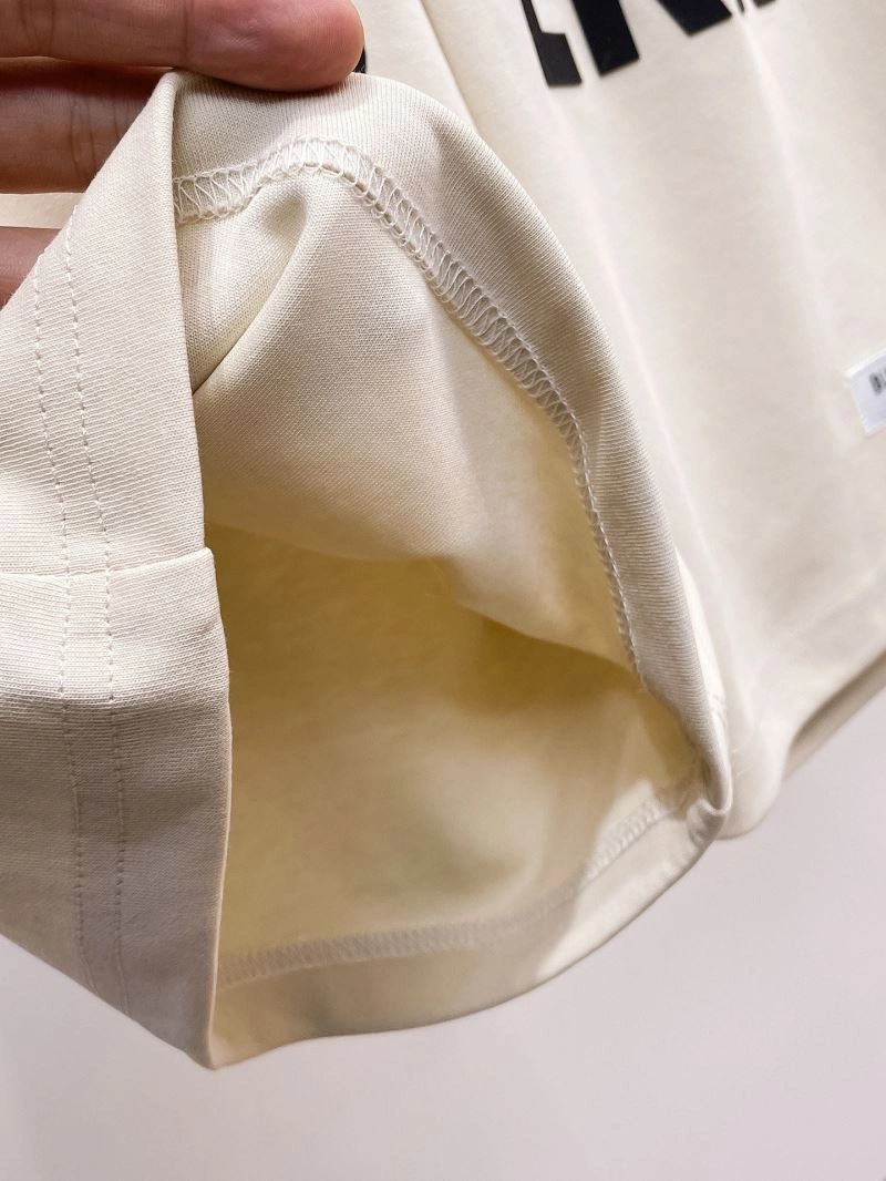 Accurate model Burberry Short Pants