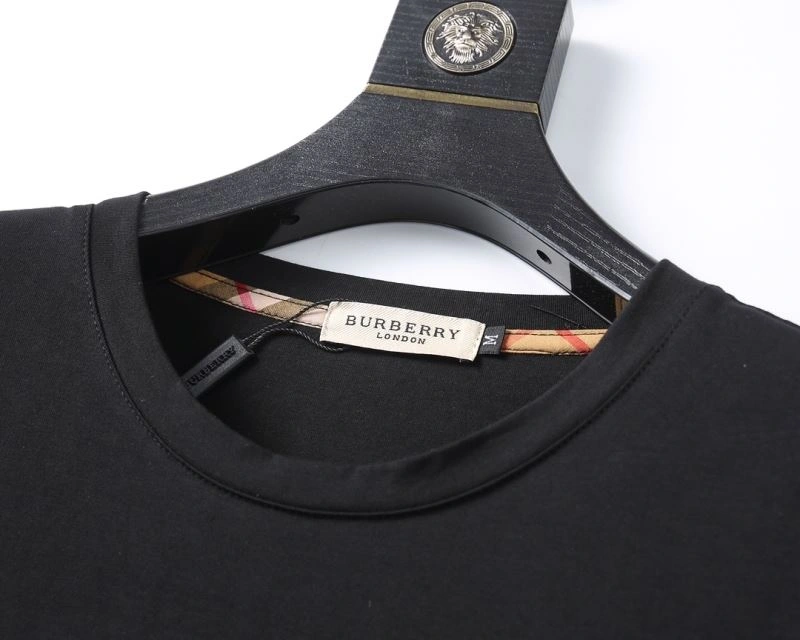 Burberry Short Suits