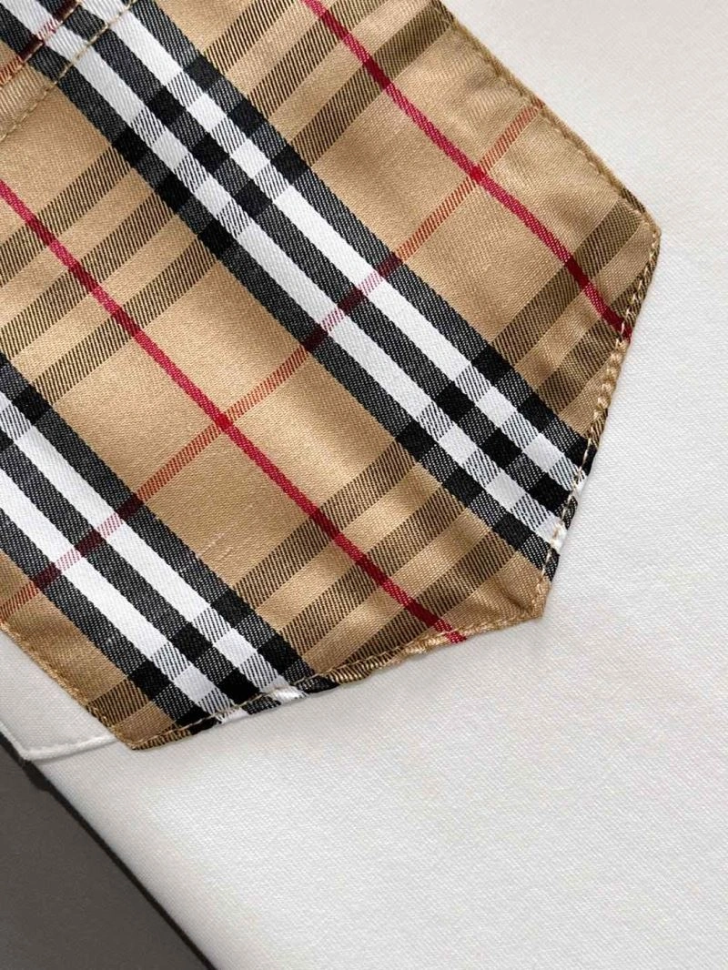 Top mirror Burberry Short Suits