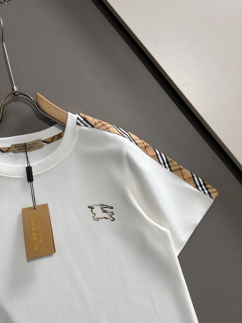 Factory-made Burberry Short Suits