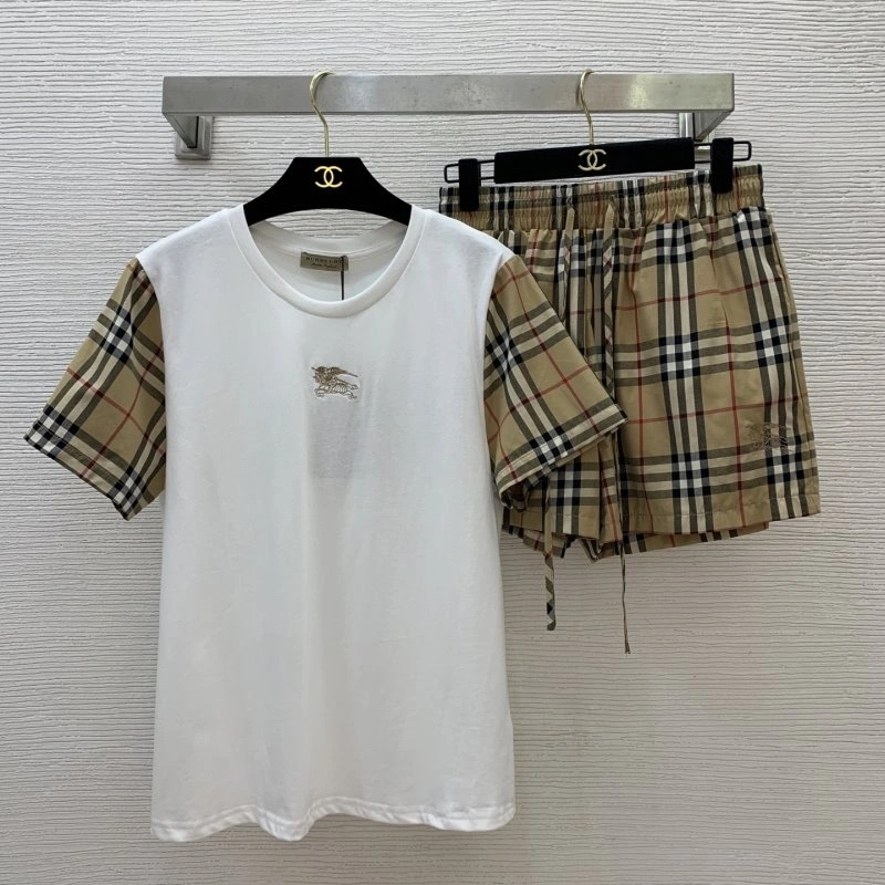 Burberry Short Suits