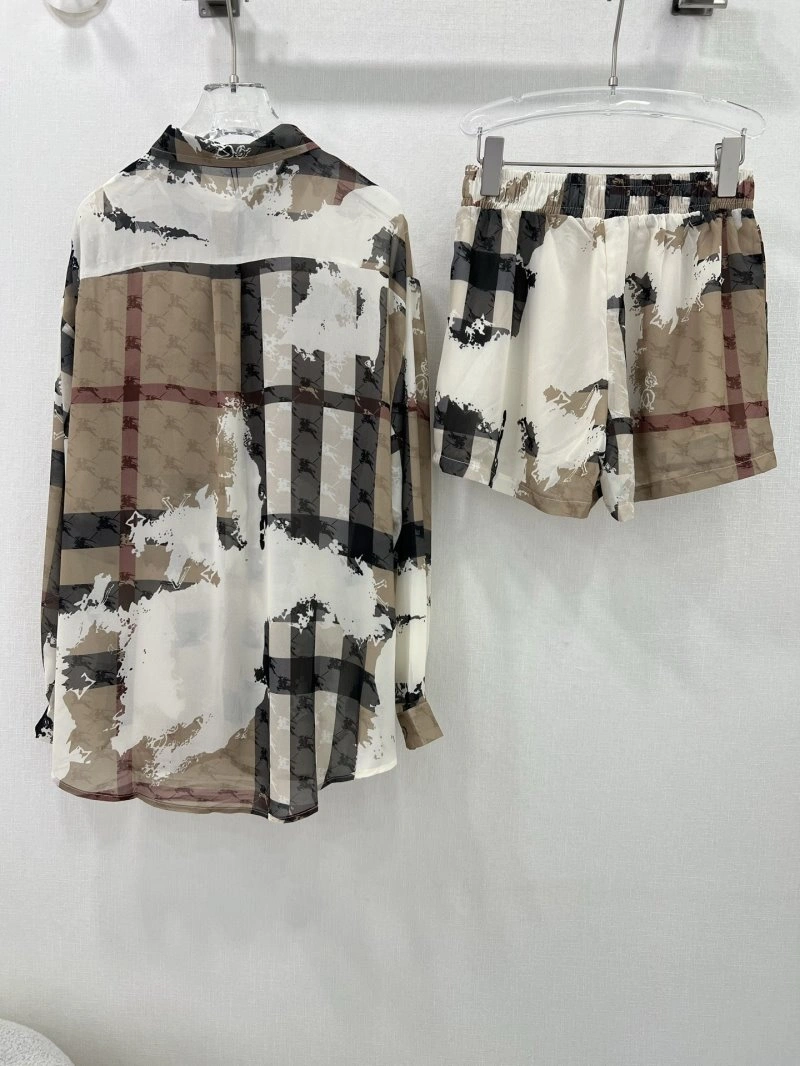 Original Burberry Short Suits