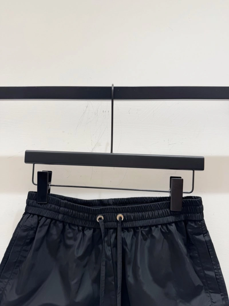 Official Burberry Short Suits