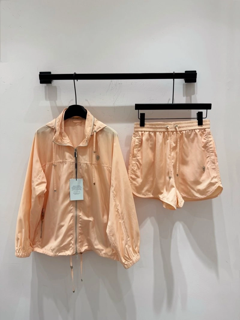 Burberry Short Suits