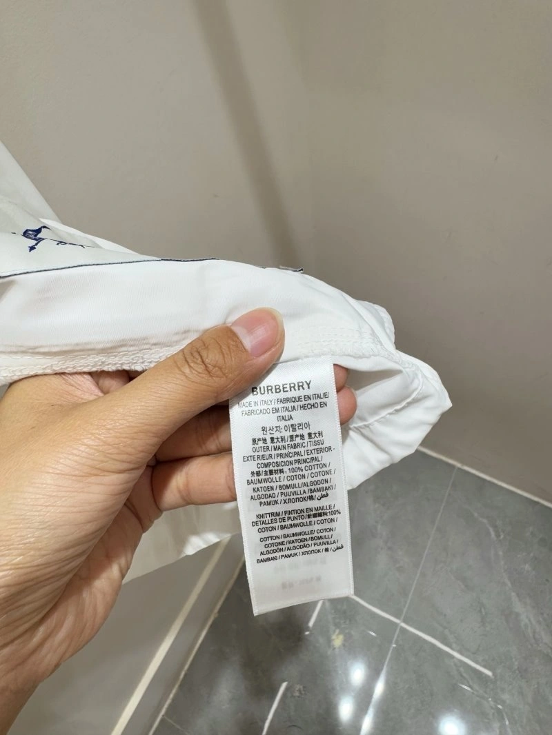 Bargain Burberry Short Suits