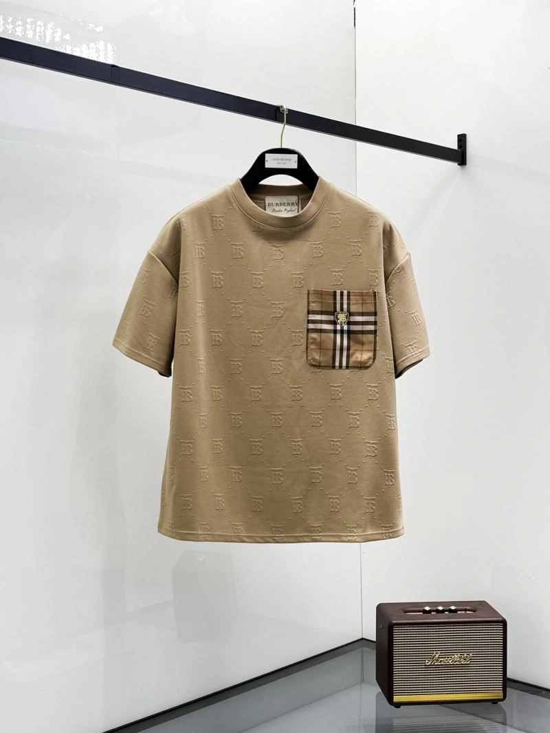 Indistinguishable Burberry Short Suits