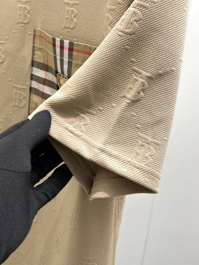 Indistinguishable Burberry Short Suits