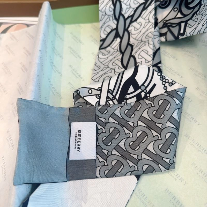 Low-cost Burberry Silk