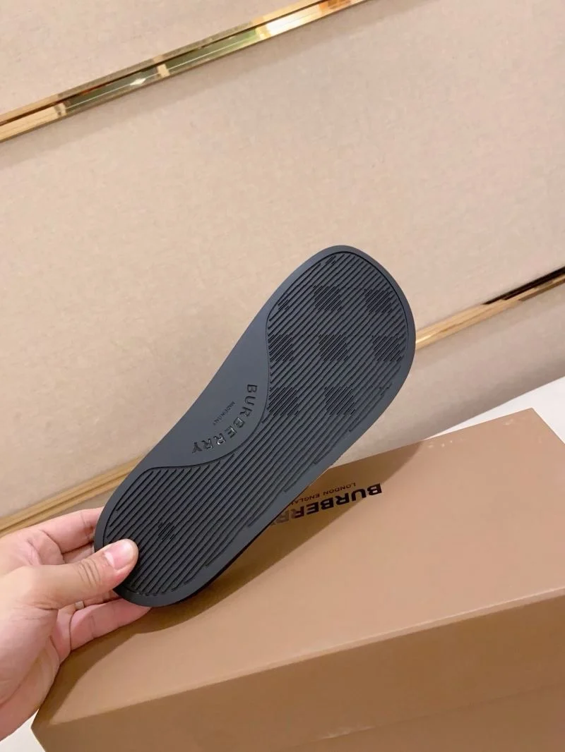 Exact replica Burberry Slippers