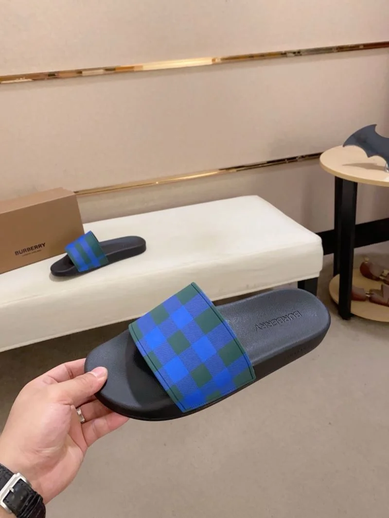 Factory-made Burberry Slippers