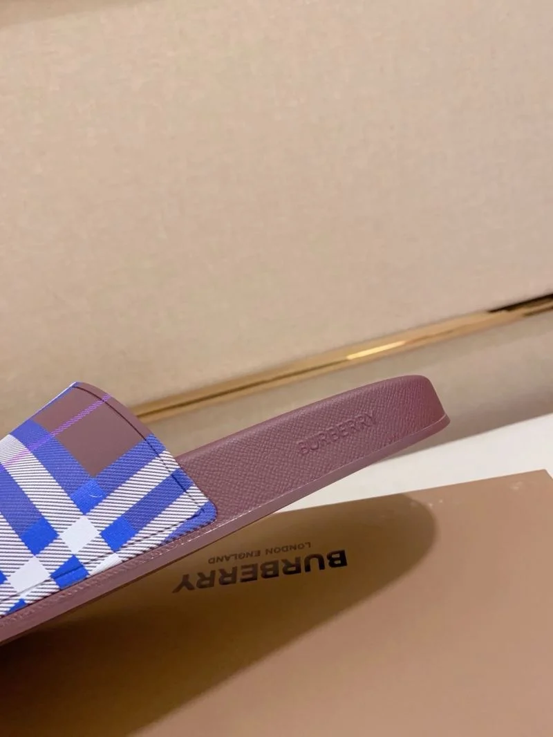 Economical Burberry Slippers