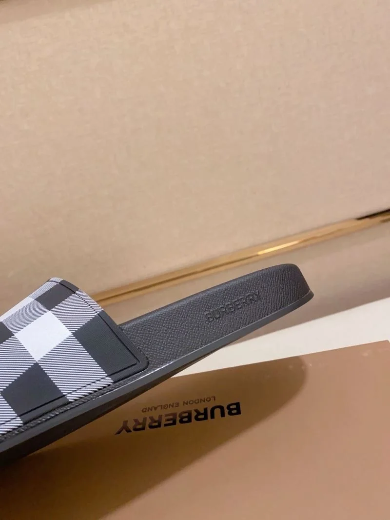 Value-priced Burberry Slippers