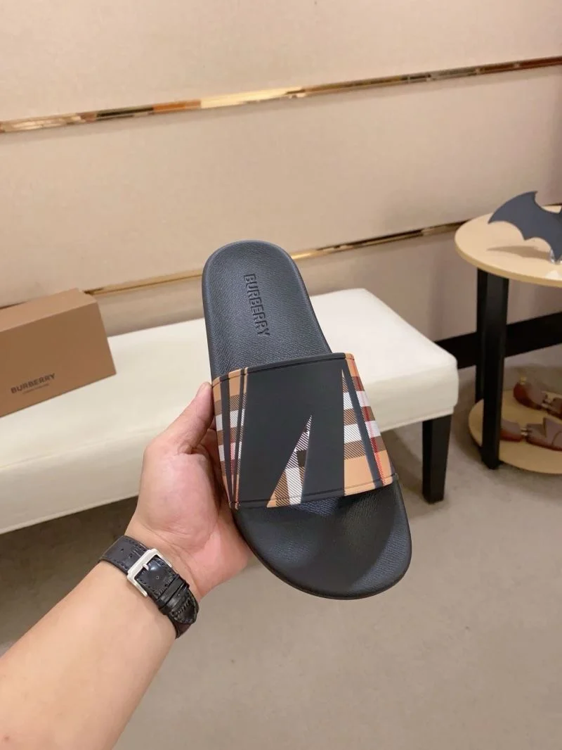 Cut-rate Burberry Slippers