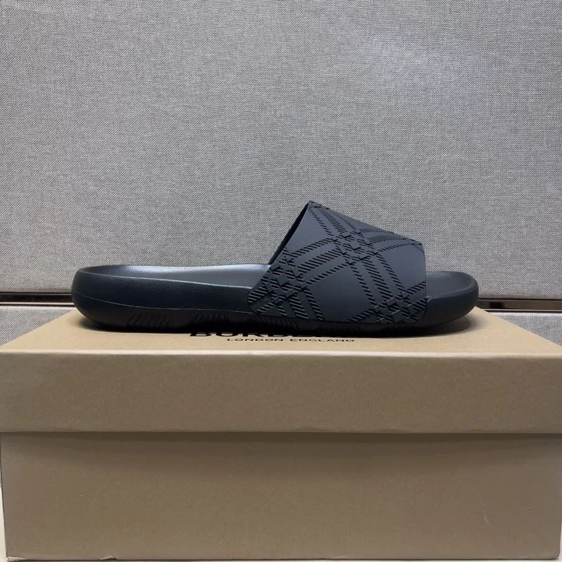 Bargain Burberry Slippers