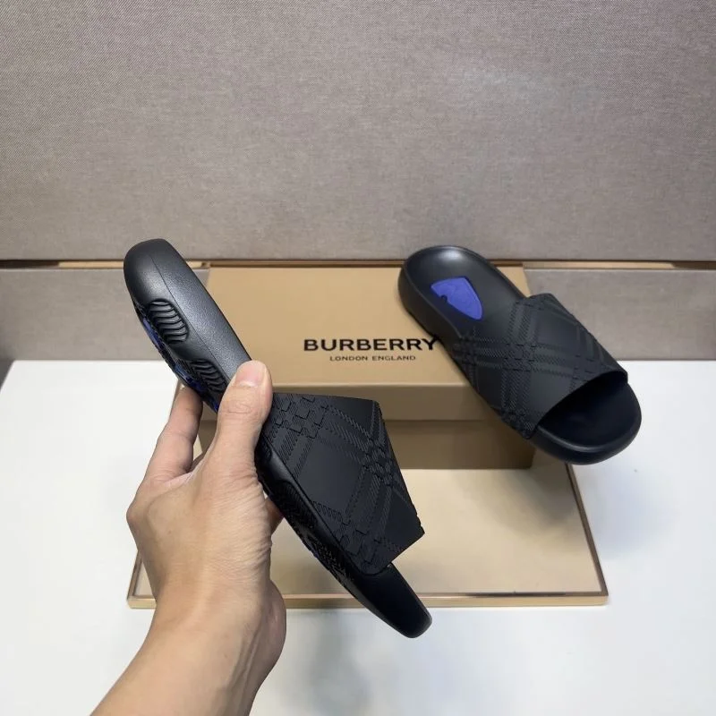 Bargain Burberry Slippers