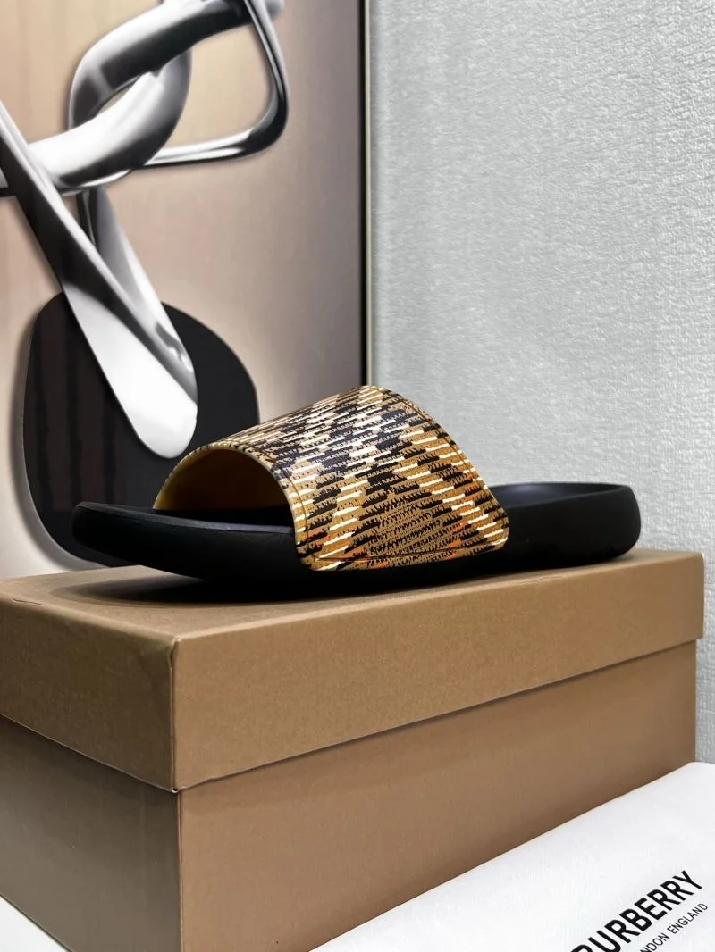 Factory-made Burberry Slippers