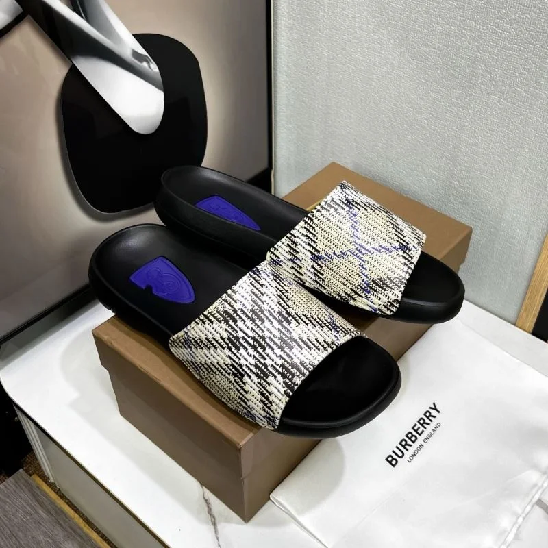 Bargain Burberry Slippers