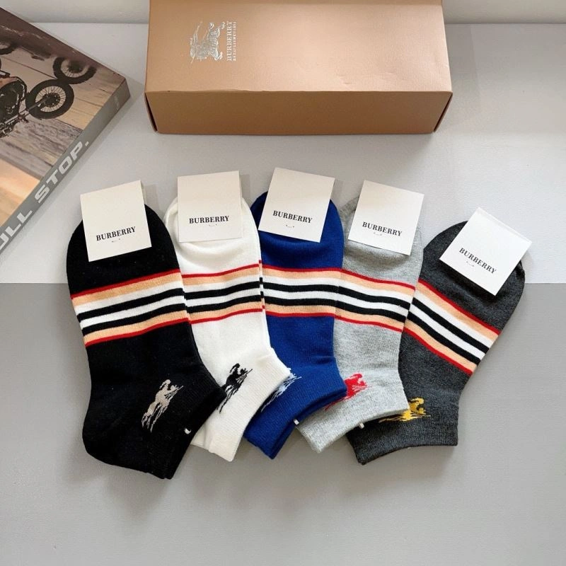 Precise copy Burberry Socks