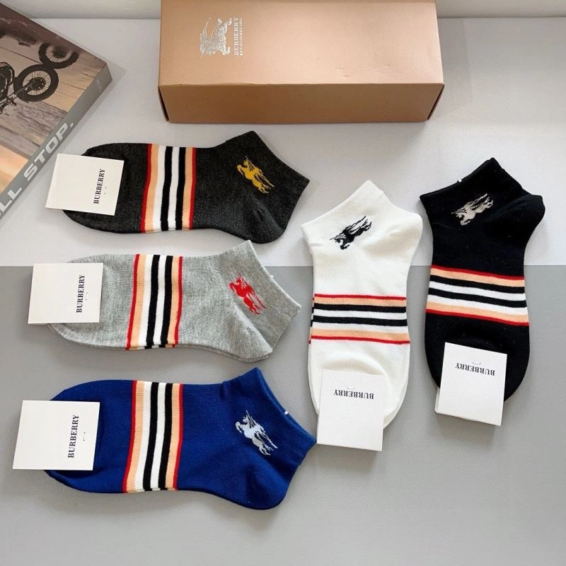 Precise copy Burberry Socks