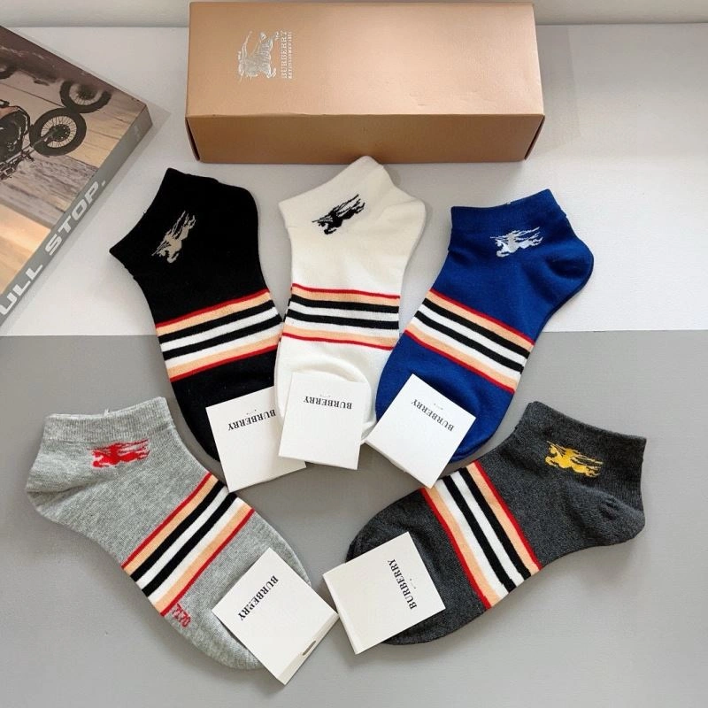 Precise copy Burberry Socks