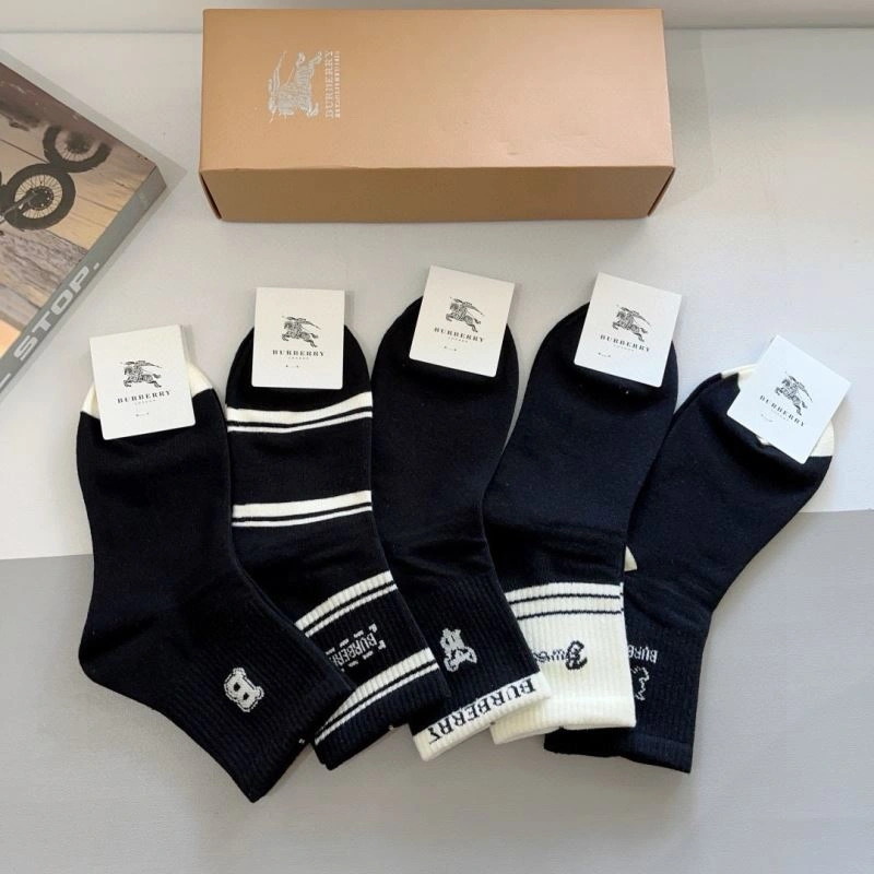 Low-cost Burberry Socks
