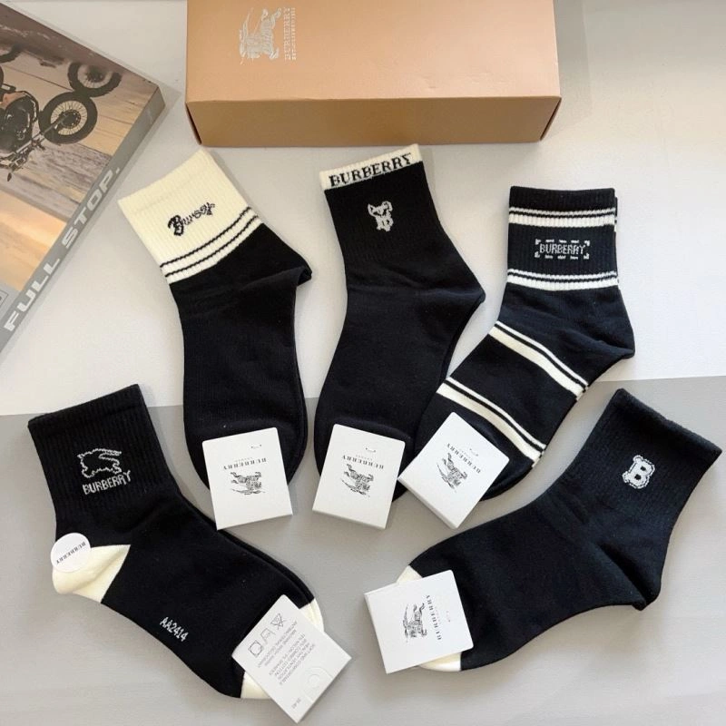Low-cost Burberry Socks