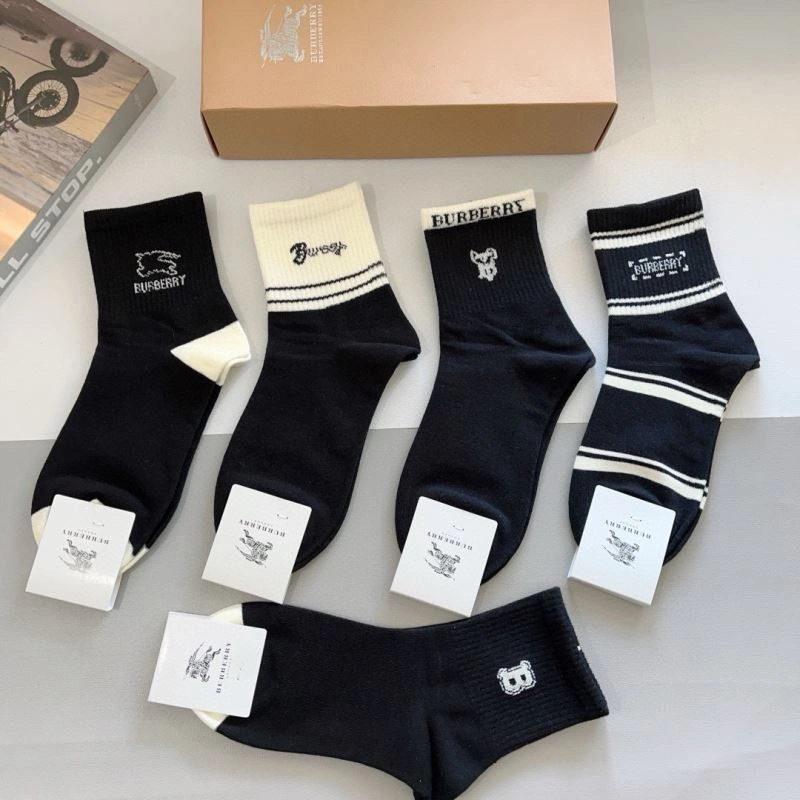 Low-cost Burberry Socks