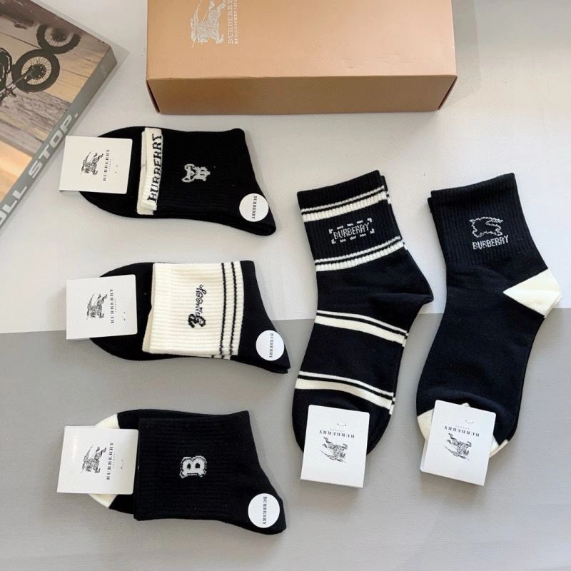 Low-cost Burberry Socks