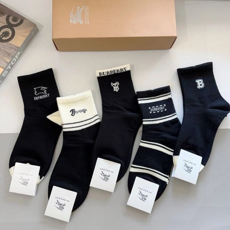 Low-cost Burberry Socks