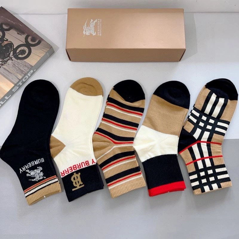 Cut-rate Burberry Socks