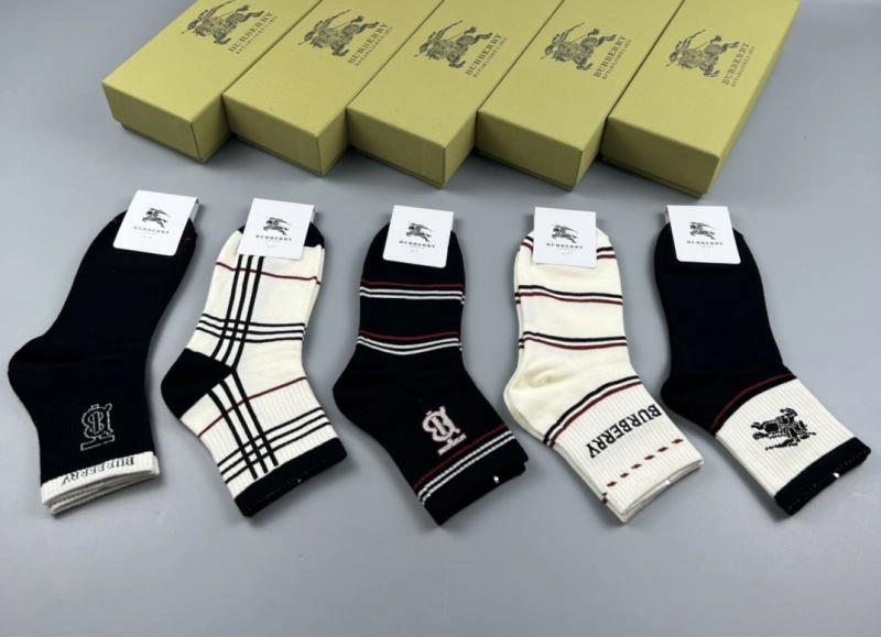 Exact replica Burberry Socks