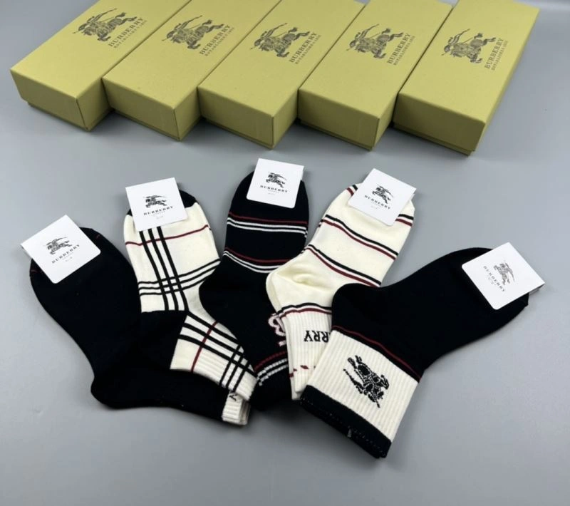 Exact replica Burberry Socks